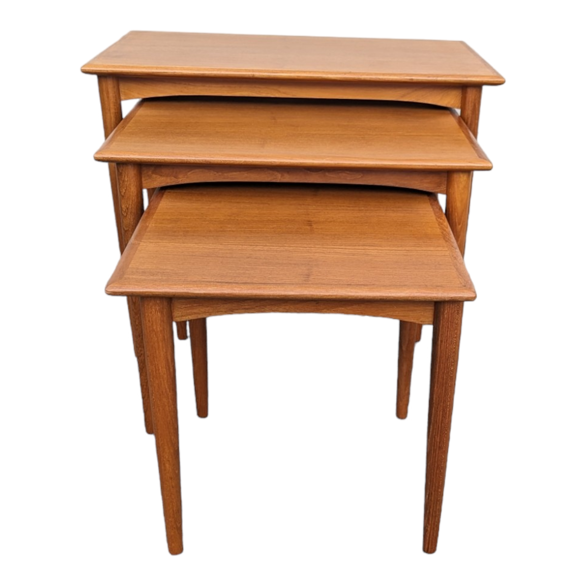 Restoration of nest of Parker tables – Vintage Luxury